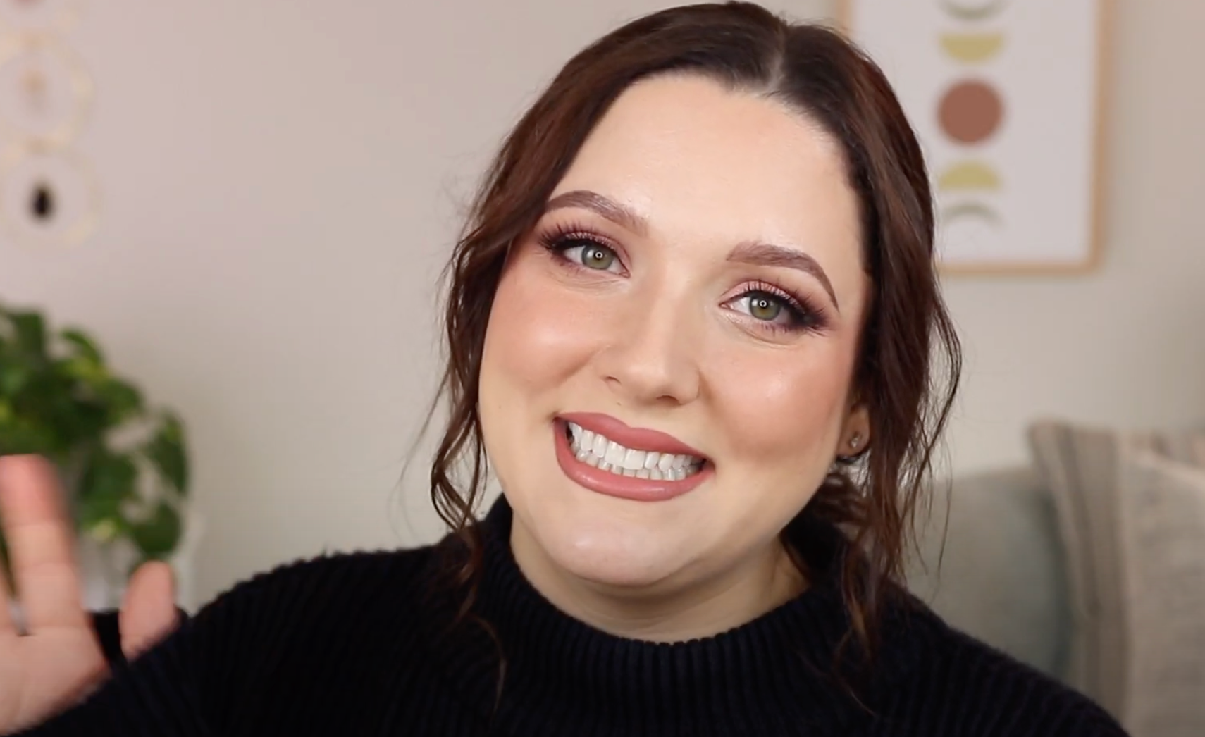 Ava Tews Reviews Our Everynight Eyeshadow Palette – Mented Cosmetics